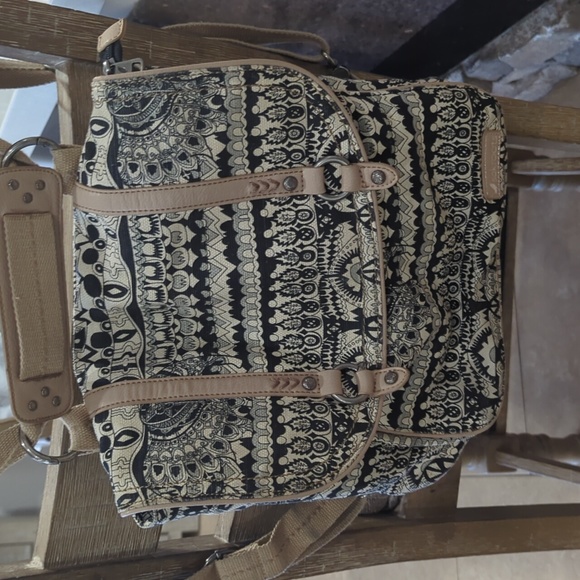 Sak Roots | Bags | Sak Roots Cream And Black Canvas Material Backpack ...